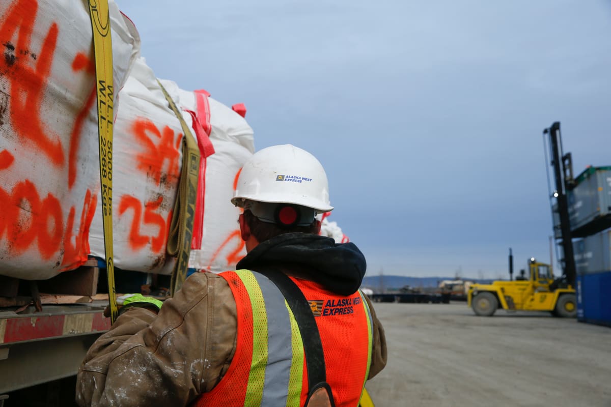 Heavy Haul and Bulk Trucking | Alaska West Express